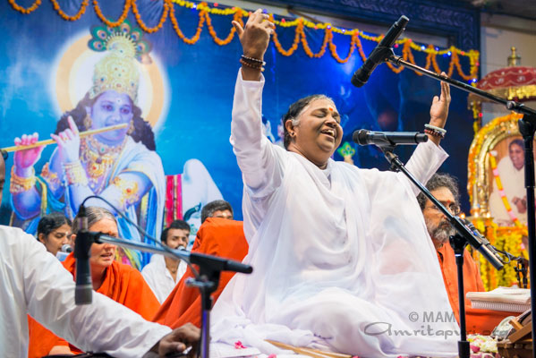 Bhajans - Amma, Mata Amritanandamayi Devi