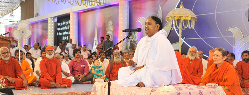 Amma the Spiritual Master - Amma, Mata Amritanandamayi Devi